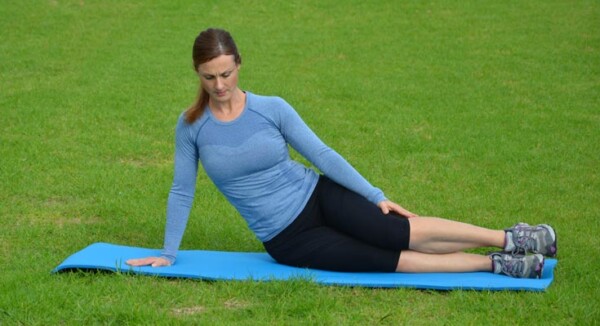 Side Crunch Abdominal Exercise